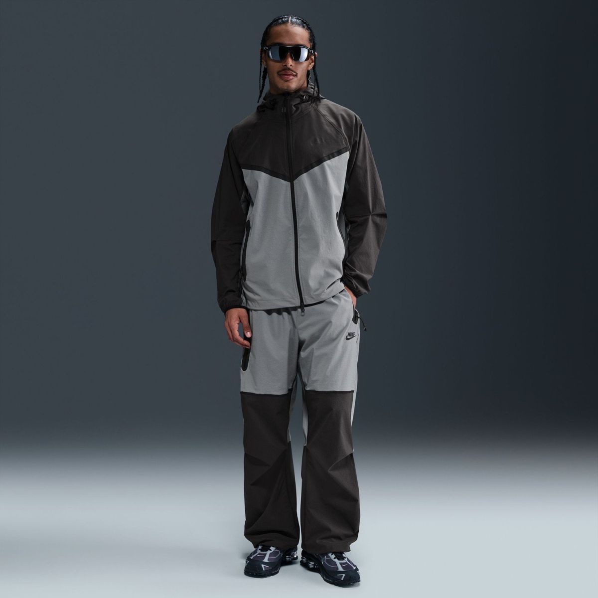 Nike HM7151-065 Tech Woven Windrunner FZ Gri Erkek Ceket Fiyatları ve ...
